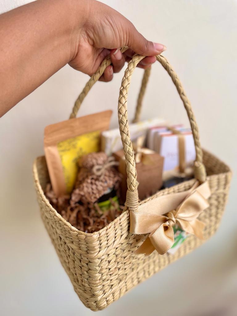 Kauna Grass Basket – Ahavah Crafts